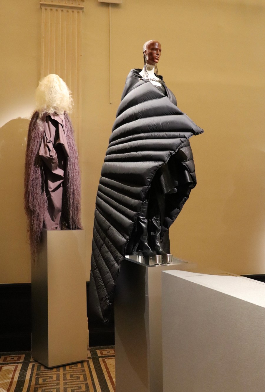 Découvrez l’exposition « Rick Owens, Temple of Love » au Palais ...